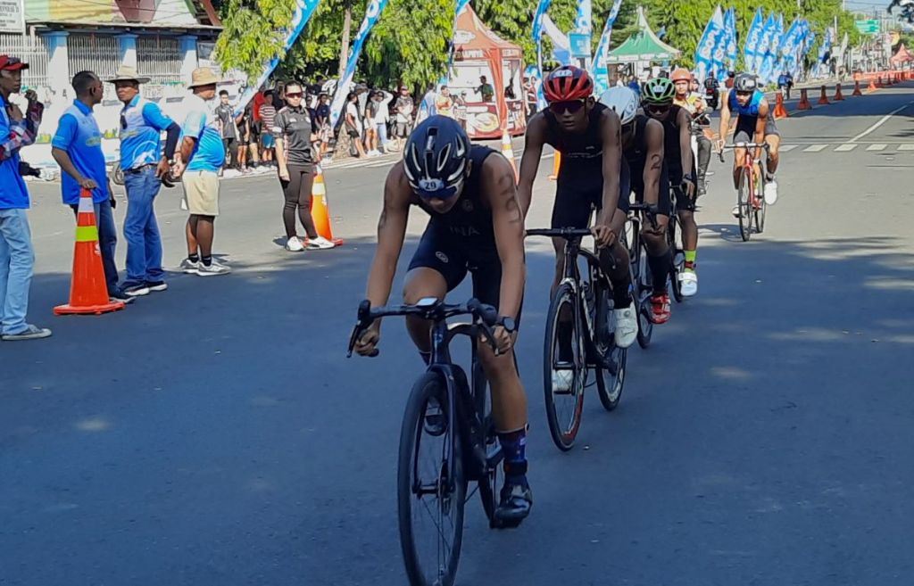 Puluhan Atlet Nasional Ikuti Kejurnas Duathlon Situbondo 2024
