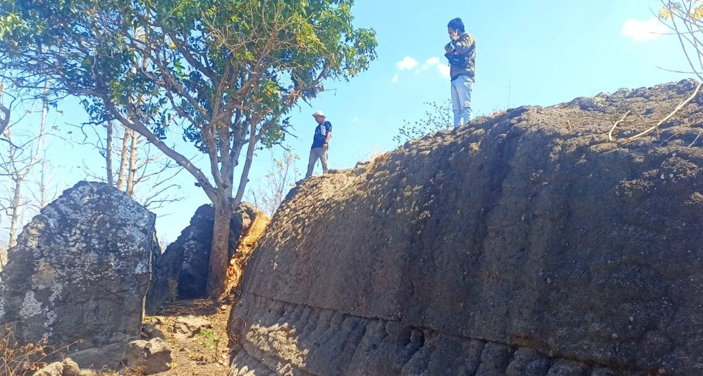Temuan Relief di Perbukitan Bendusa Mengungkap Peradaban Kuno Situbondo