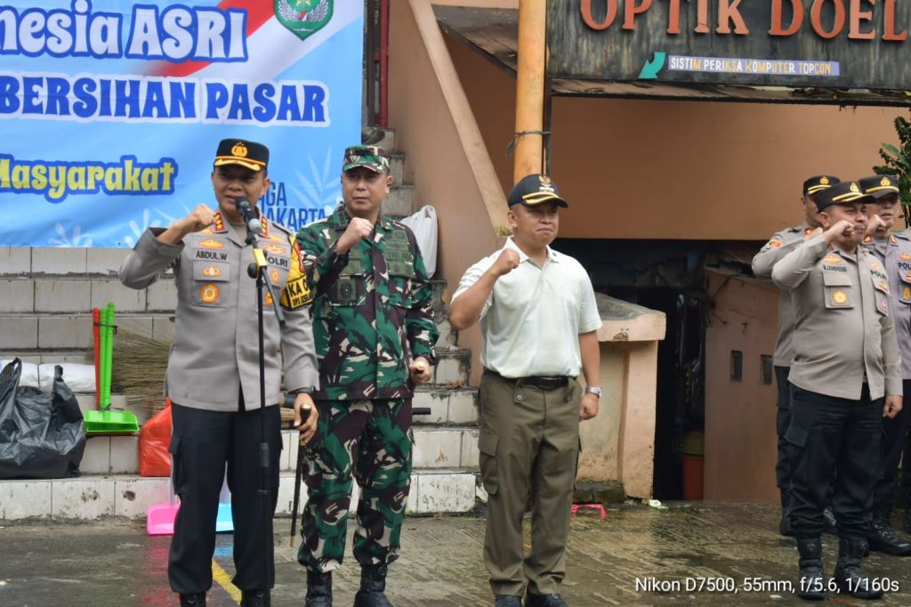 Gerakan Indonesia Asri di Pasar Agung, Dandim Depok Tekankan Budaya Bersih