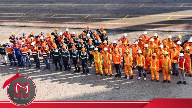 Satu Dermaga, Satu Jiwa Merdeka: Cara Terminal Petikemas Surabaya ...